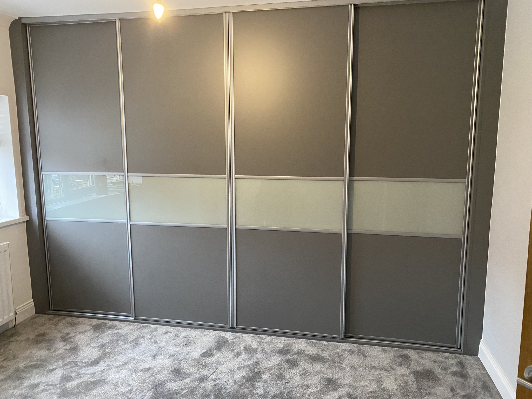 Split Doors – Urban Sliders